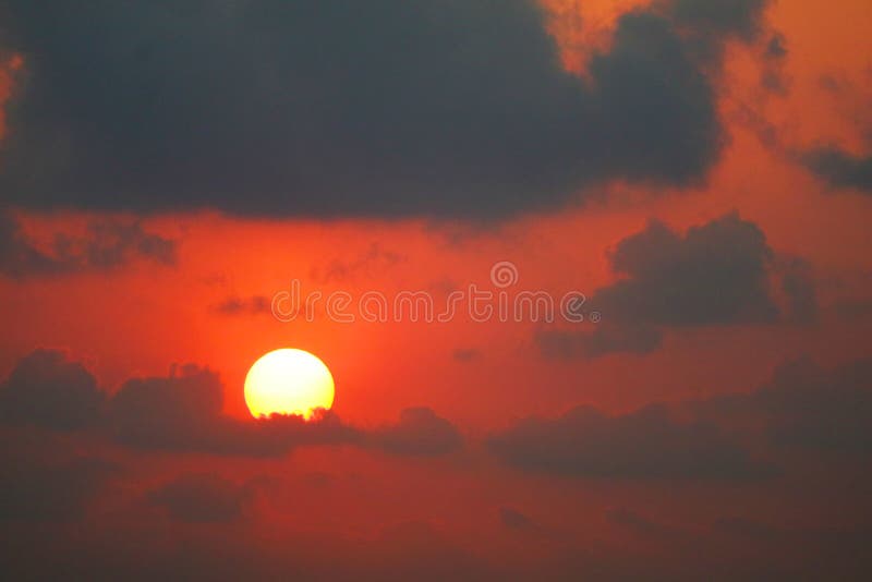 Beautiful Sunset Orange Yellow Red Silhouette Gray Sky in Back on Cloud ...