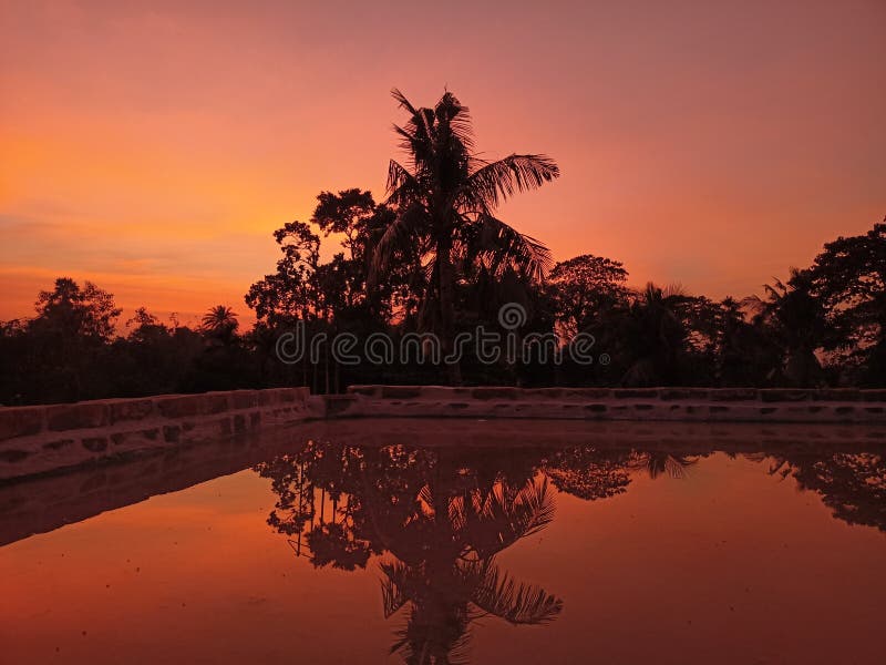 Beautiful Sunset Reflect on Water Stock Image - Image of morning, night ...