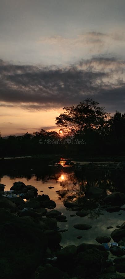 Beautiful Sunset in the River Stock Image - Image of cloud, light ...