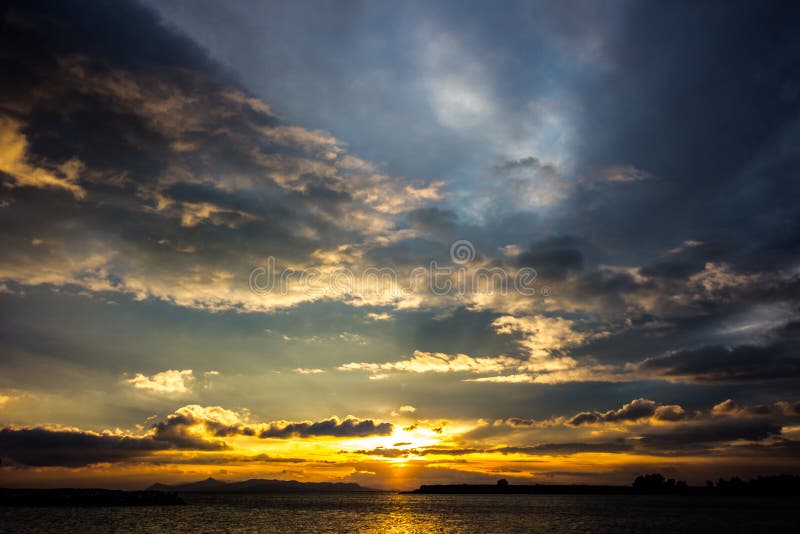 Beautiful Sunsets Sunset on the Sea, Beach, Beautiful View, Beautiful ...