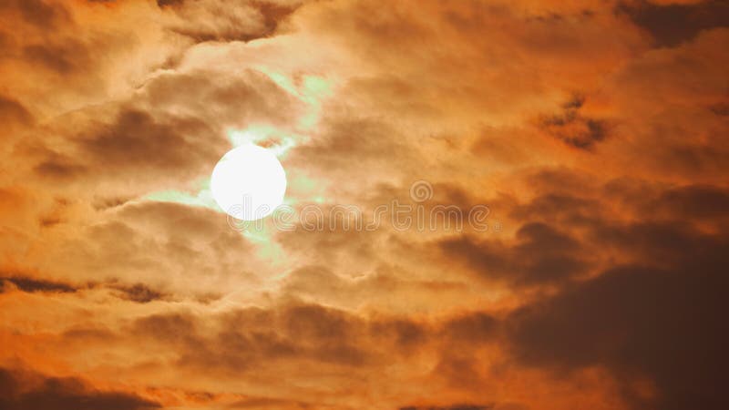 Horizontal Dramatic Cloud in the Blue Sky Natural Nature Wallpaper ...