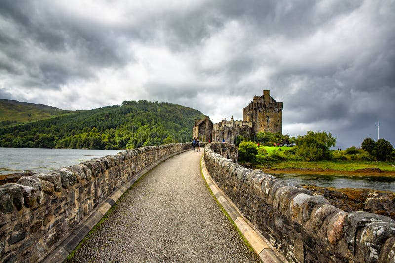 Beautiful View of Eilean Donan Castle Editorial Stock Image - Image of ...