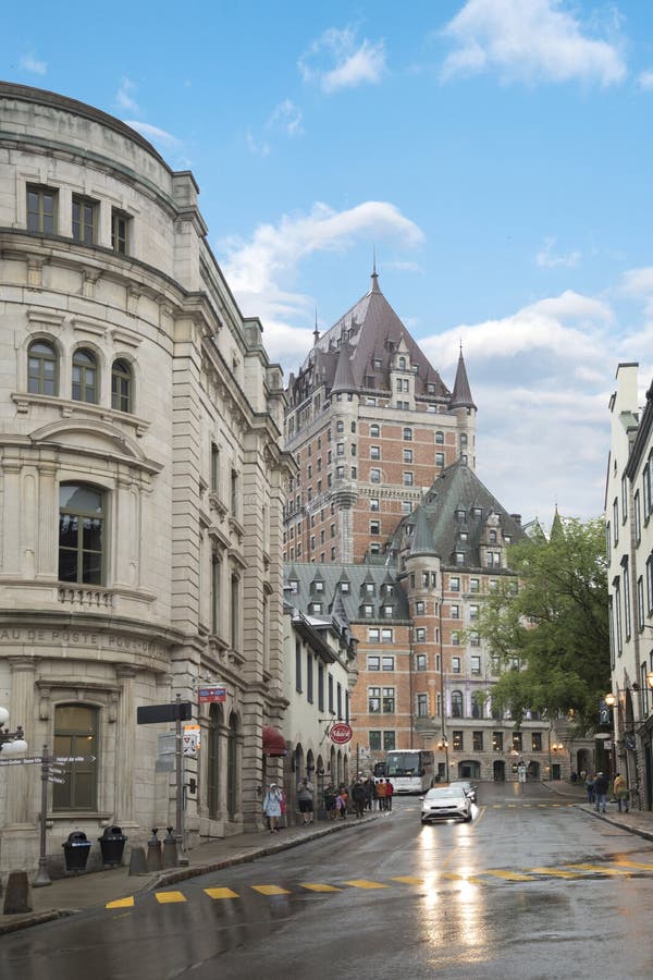 Beautiful View of the Fairmont Le Chateau Frontenac in Quebec City ...
