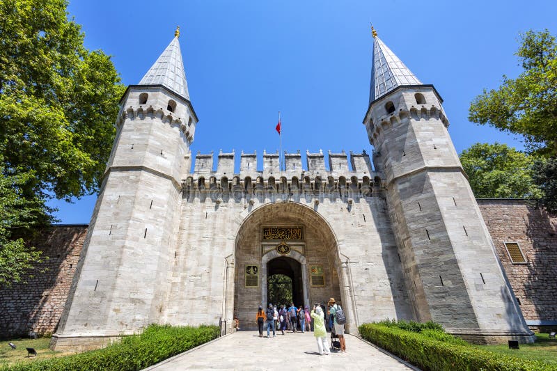 Beautiful View of the Famous Topkapi Palace in Istanbul, Türkiye Editorial Photography - Image ...