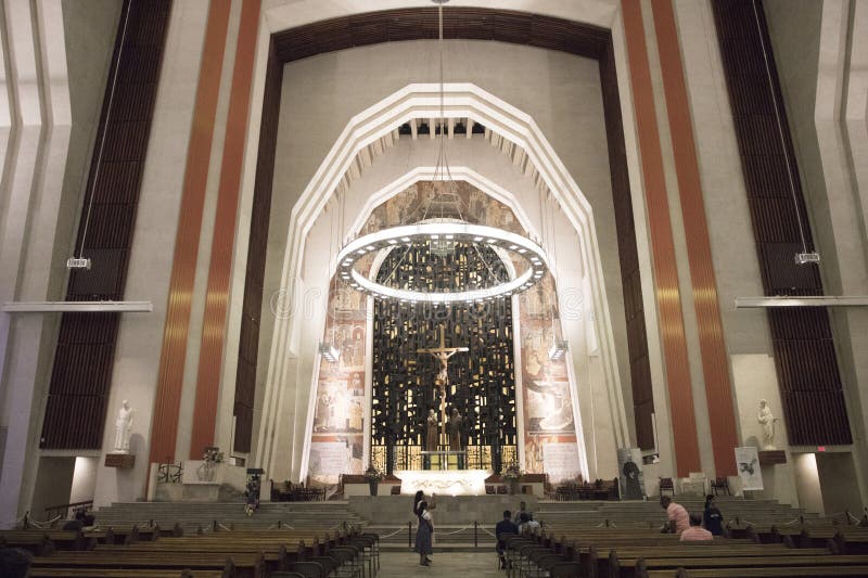 Beautiful View of the Interior of Saint Joseph S Oratory of Mount Royal ...