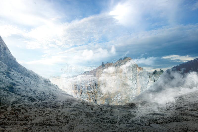 Beautiful View of a Mountainside Stock Image - Image of cloud, peak ...