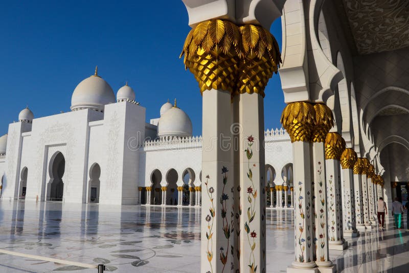 Beautiful View of the Sheikh Zayed Mosque with Golden Patterns Stock ...