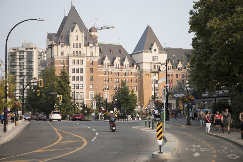 Beautiful View of the Streets in Downtown Victoria Editorial Stock ...