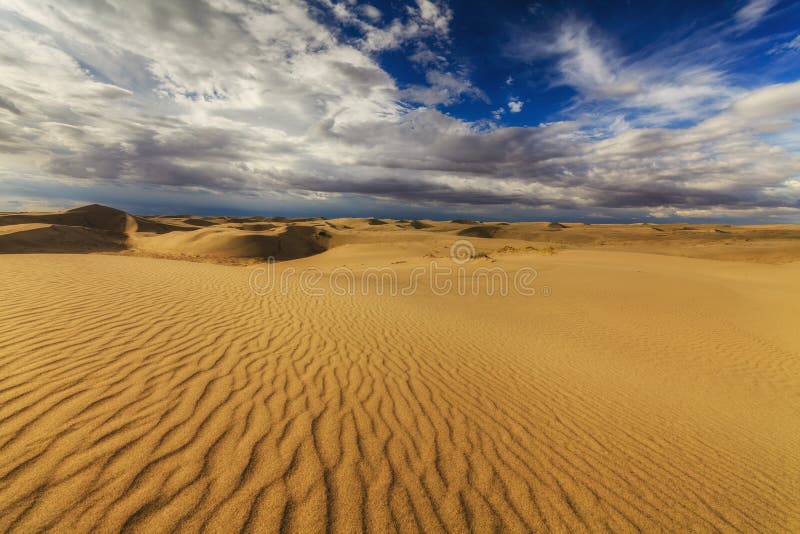 Bayanzag Flaming Cliffs Gobi Desert Mongolia Plain Stock Image - Image ...