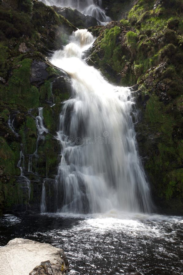 Beautiful Waterfall stock image. Image of stream, splash - 5082049
