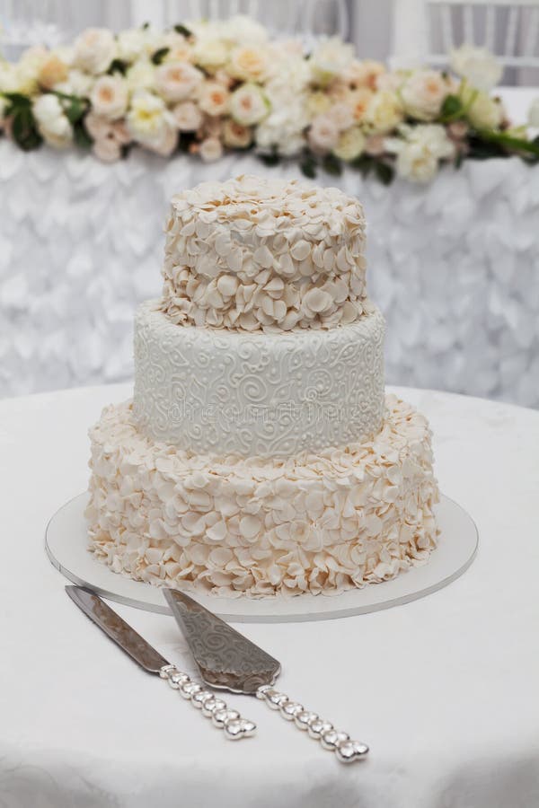 Beautiful Wedding Cake on the Table Stock Photo - Image of table, sweet ...