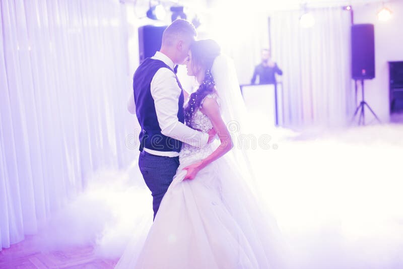 Beautiful Wedding Couple Just Married and Dancing Their First Dance ...