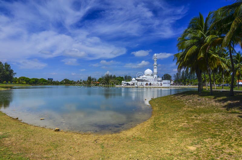 Beautiful White Mosque with Reflection in the Lake during Clean Stock ...