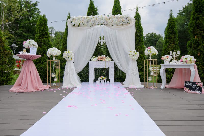 Rectangular Wedding Arch Decorated with Flowers for the Wedding ...