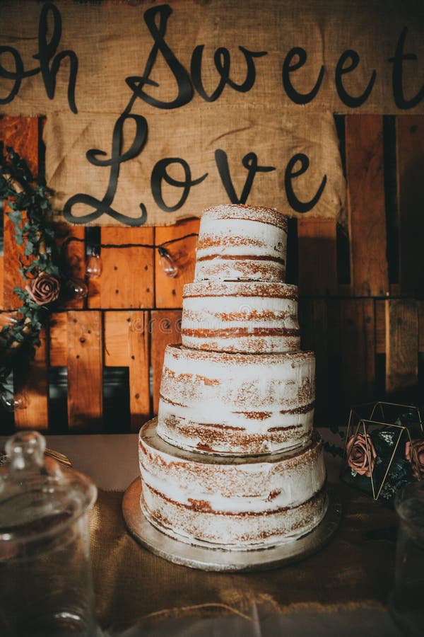 Beautiful Rustic Wedding Cake Stock Image - Image of cherry, pastry ...
