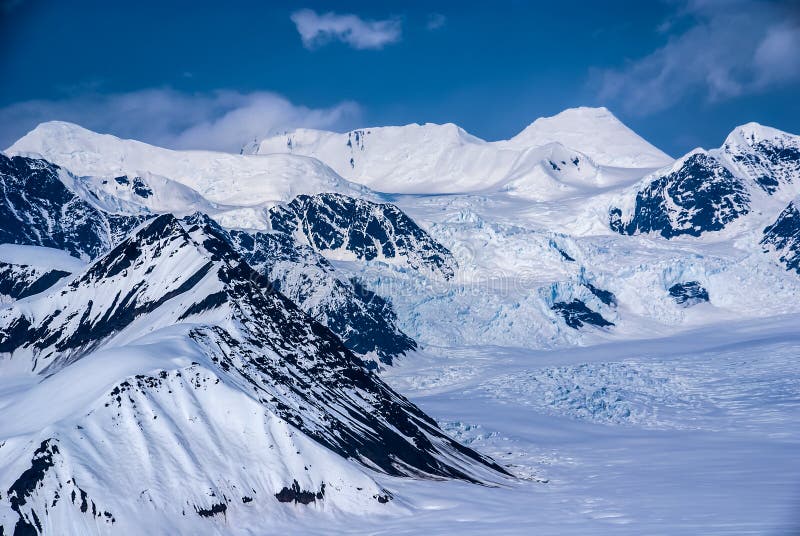 A Beautiful Winter Wonderland on TOP of the Alaska Stock Photo - Image ...