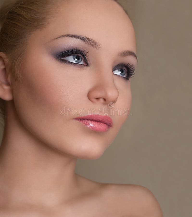 Sidewards Face of Indian Woman Stock Photo - Image of asian, lady: 14239860