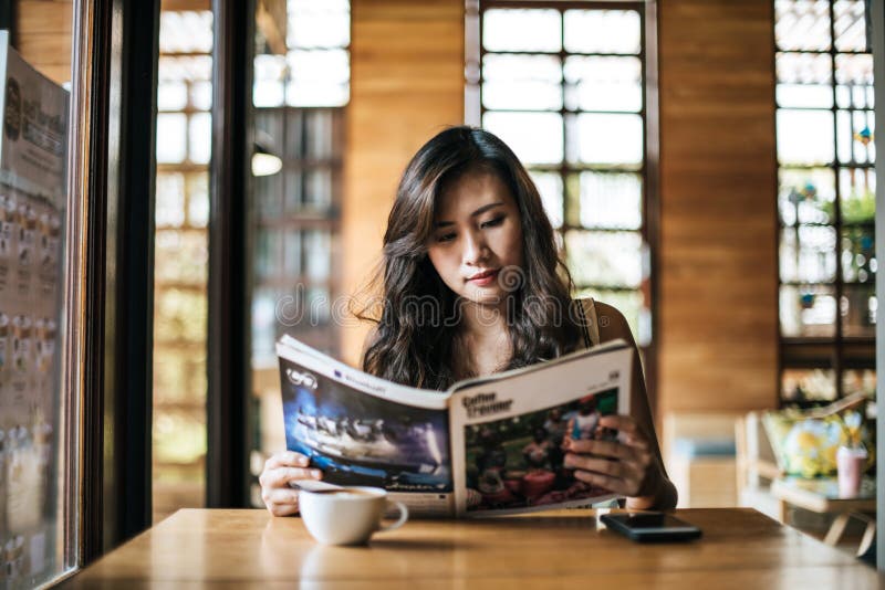 Beautiful Woman Reading Magazine Stock Image - Image of modern, reading ...