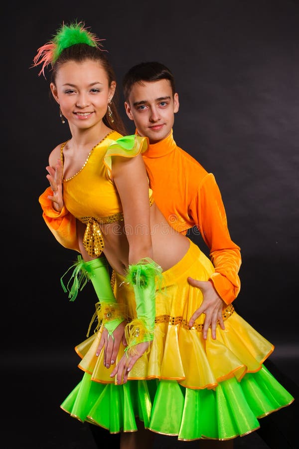 Tango dancers editorial stock photo. Image of expression - 20653973
