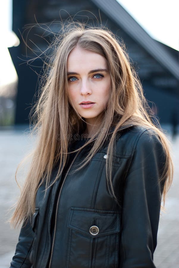 199,034 Girl Beautiful Figure Stock Photos - Free & Royalty-Free Stock ...