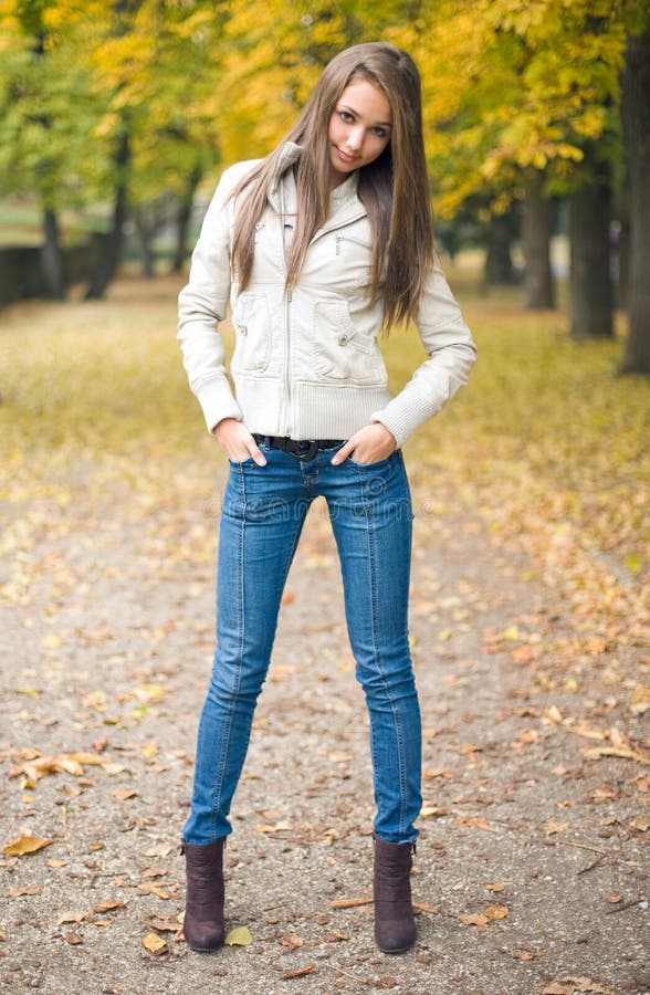 2,070 Teen Cute Skinny Beautiful Stock Photos - Free & Royalty-Free ...