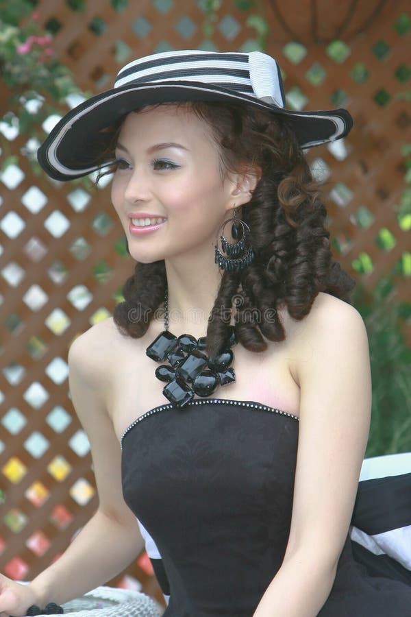 12 March 2009 a Beautiful Young Model Editorial Image - Image of smell ...