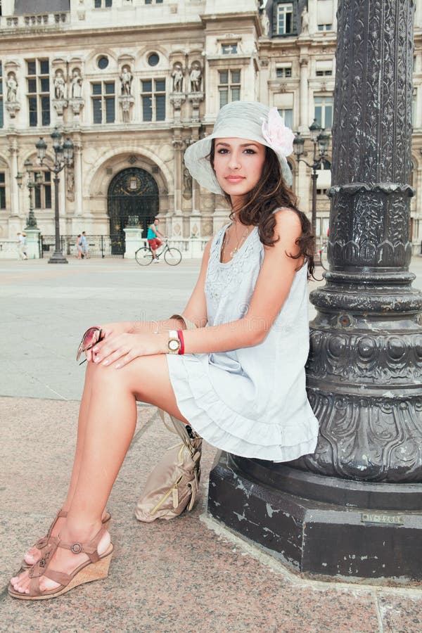Beautiful Young Woman In Paris Stock Image - Image of french, plaza ...