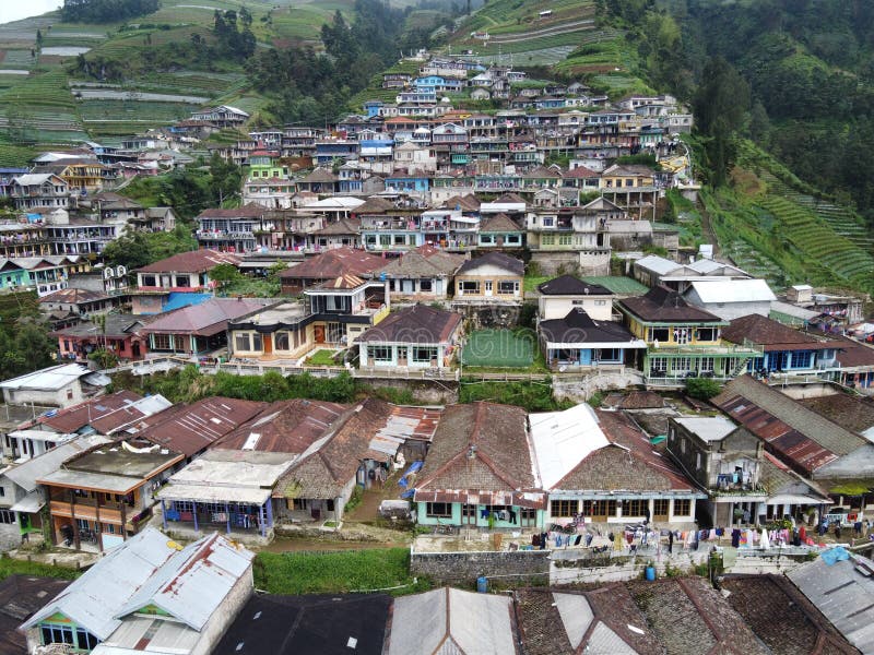 The Beauty of the Architecture of the Arrangement of Terraced Houses of ...