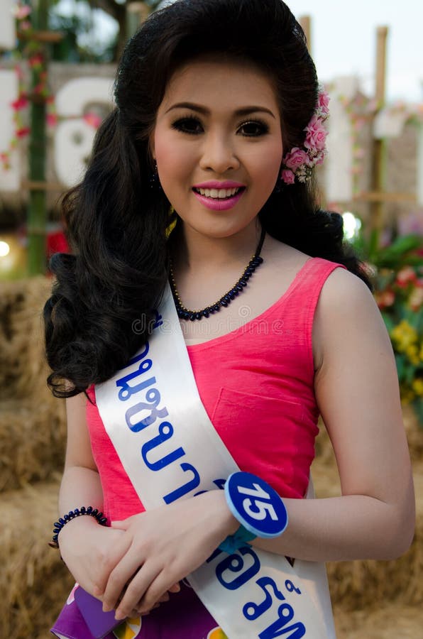 Beauty contest editorial stock image. Image of pose, fashion - 29638119