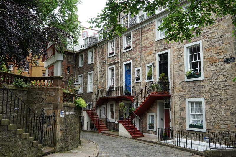 Beauty of edinburgh editorial photo. Image of beauty - 329434431