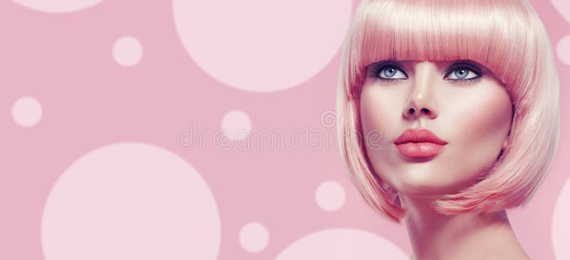 Get The Ultimate Platinum Hair Color For Your Short Haircut Stand Out