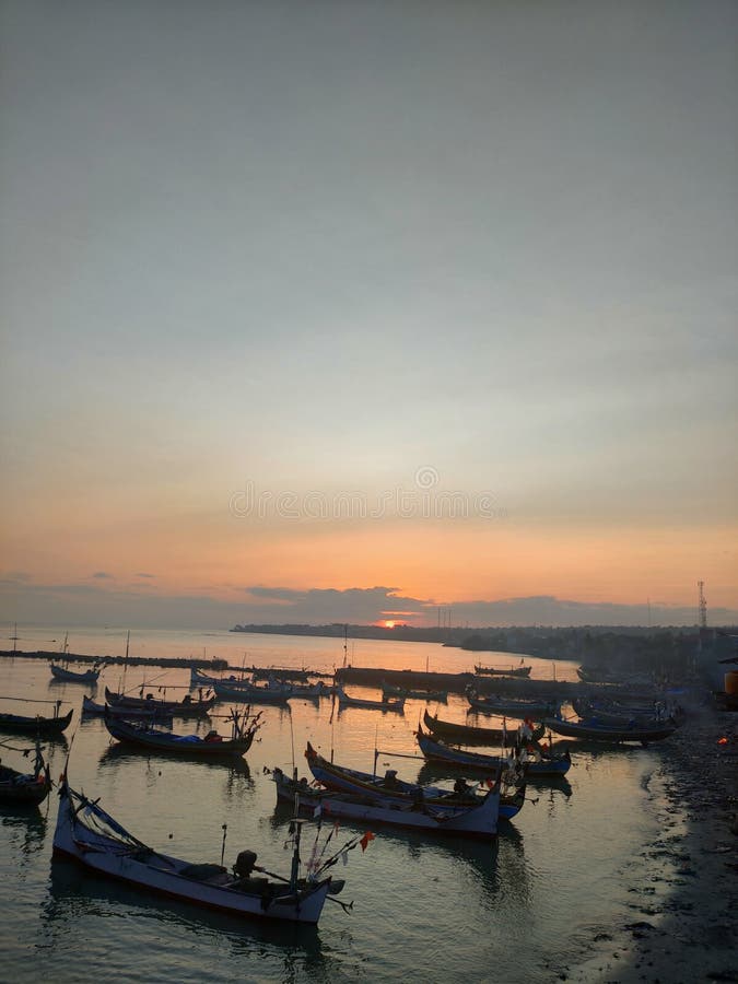 Beauty mousque roof stock image. Image of horizon, mornin - 261667121