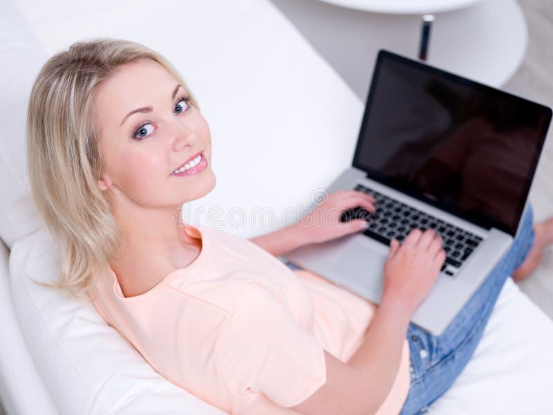 Beauty woman with laptop stock image. Image of laptop - 18130127