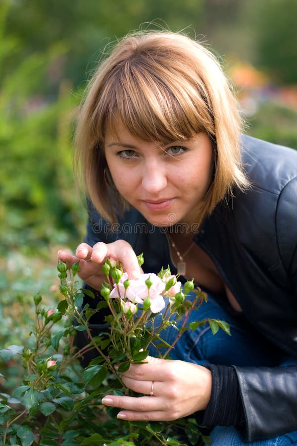 Beautyful girl and roses stock image. Image of dress - 10999993