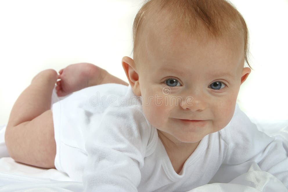 Bebé foto de archivo. Imagen de rechoncho, sonrisa, inocente - 1622282