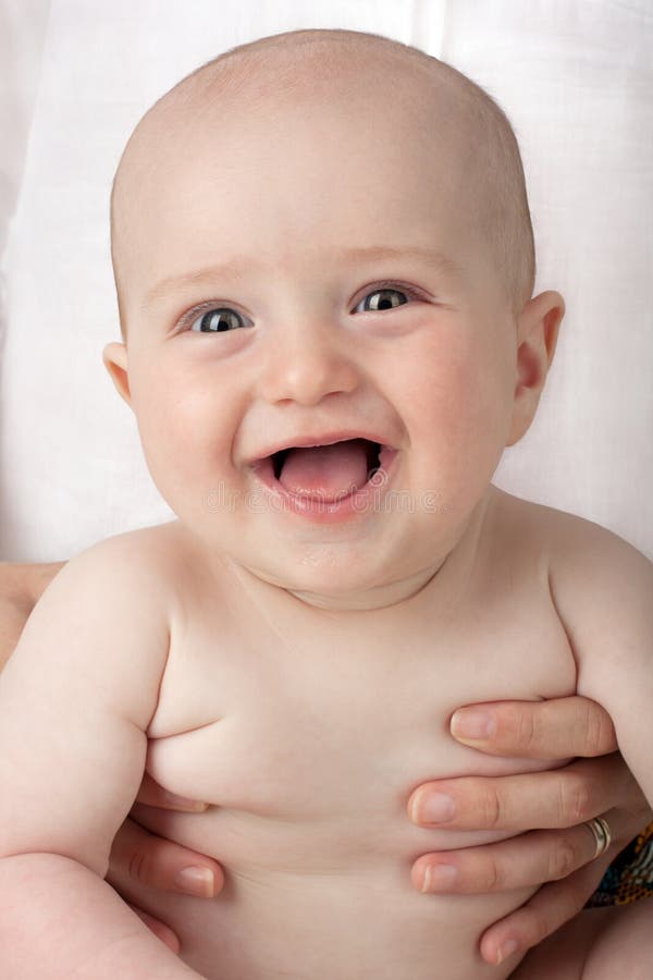 Bebé feliz foto de archivo. Imagen de amor, ojos, lindo - 14837342