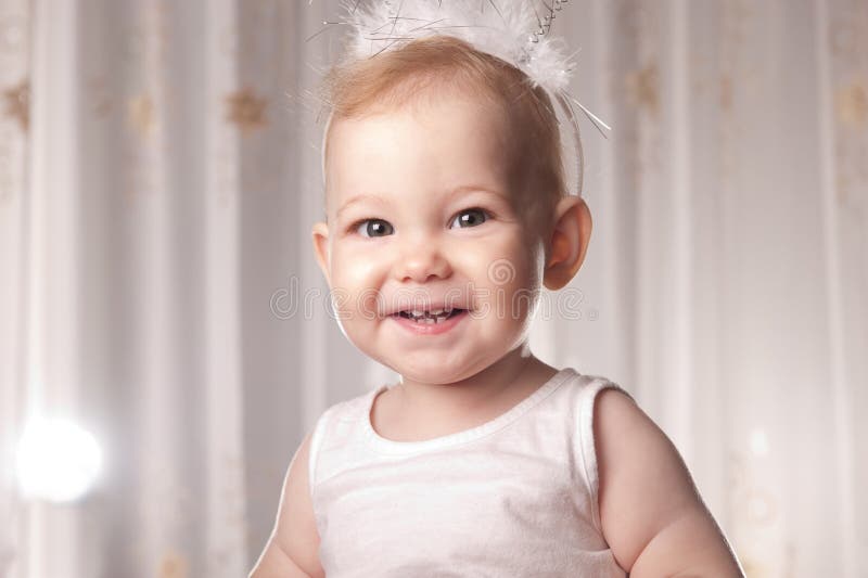 Bebé feliz imagen de archivo. Imagen de muchacha, lindo - 23054227