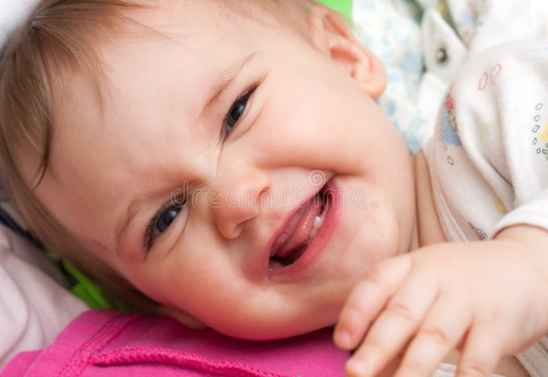 Bebé feliz imagem de stock. Imagem de inocência, inocente - 23858491