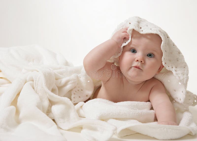 Bebê da criança pequena foto de stock. Imagem de corpo - 6102650