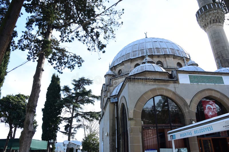 Bebek Mosque, Ä°stanbul. editorial image. Image of muslim - 138822975
