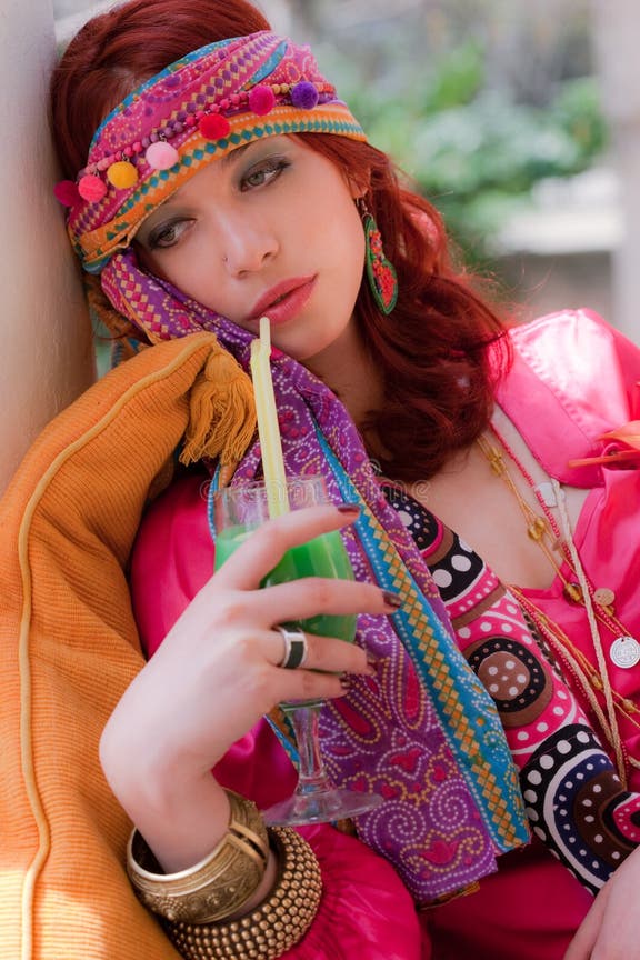 Bebida foto de archivo. Imagen de bufanda, atractivo, colorido - 8960064