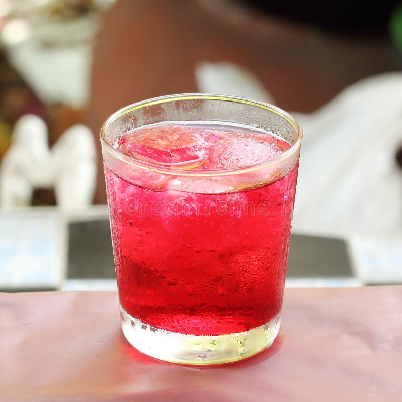 Bebida da soda do Sa-la imagem de stock. Imagem de bebida - 40796939