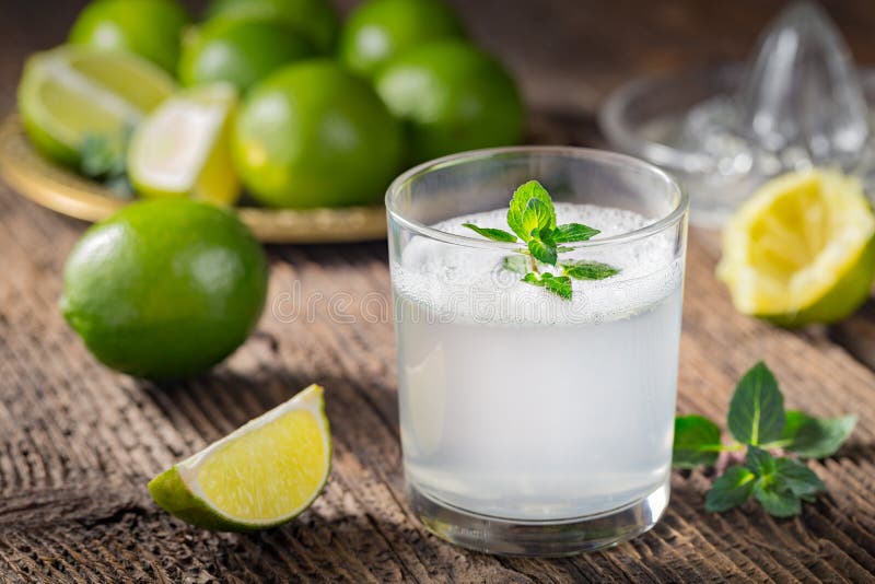 Bebida fresca imagen de archivo. Imagen de herbario, dulce - 93427587