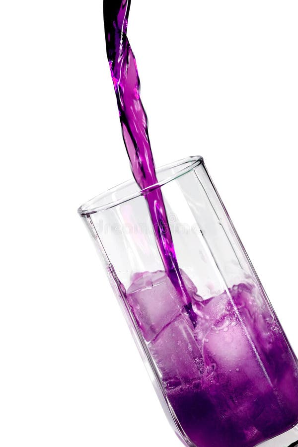 Bebida violeta do gelo imagem de stock. Imagem de refrescamento - 6242207