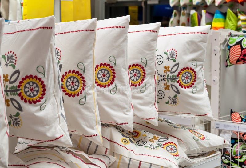 Bedding and Home Textile Store Stock Photo - Image of blankets, choice ...