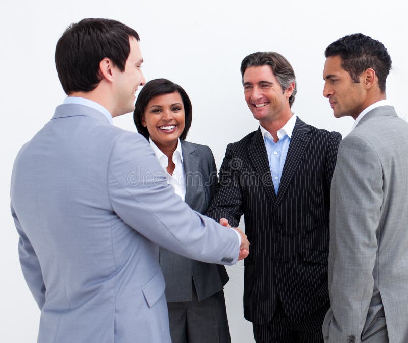 Bedrijfs Mensen Die Elkaar Begroeten Stock Foto - Image of vennoten ...