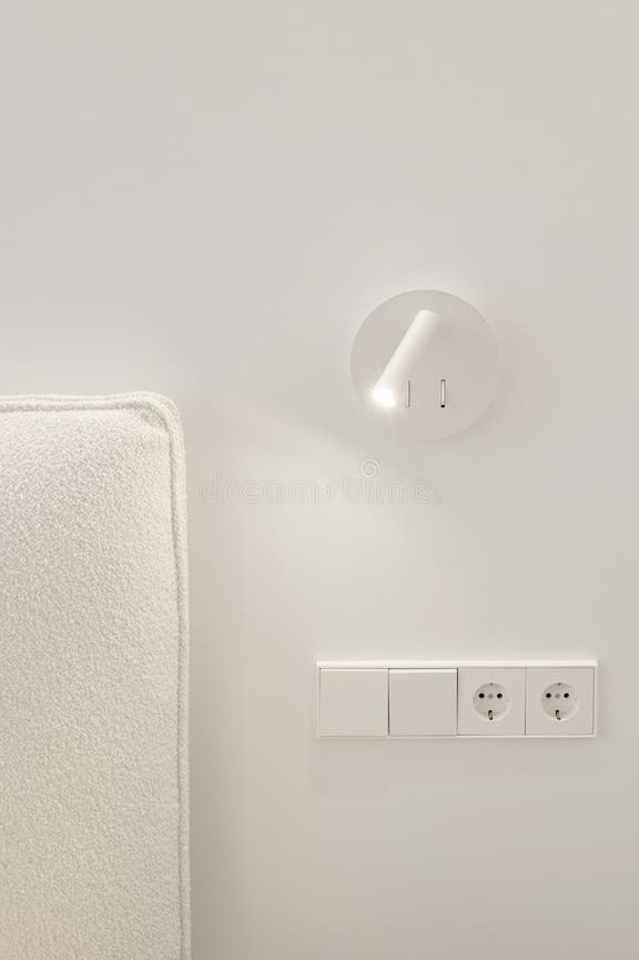 Bedside White LED Wall Lamp Illuminating. Creative Modern Wall Light ...
