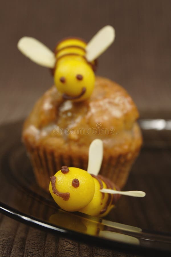 Bee muffin stock image. Image of brown, cupcake, muffin - 23011469