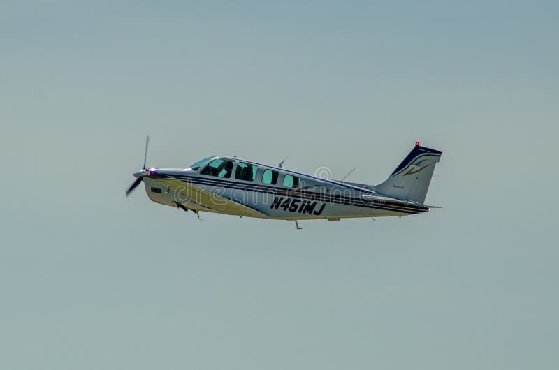 Single-Engine-Aircraft Taking-Off Stock Photo - Image of lift, airport ...