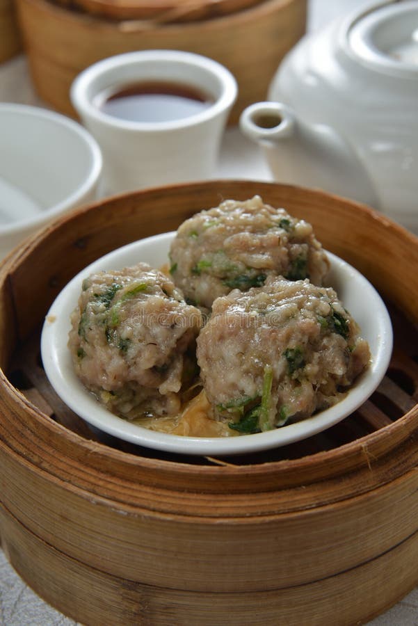 Beef Ball Dim sum stock photo. Image of bamboo, steamer - 85065172